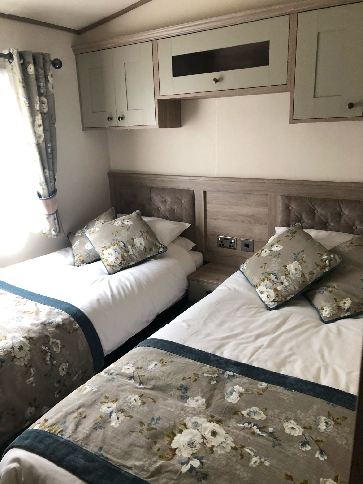 S O L D ABI Beaumont 2 Bedroom Reighton Sands Filey, North Yorkshire ...