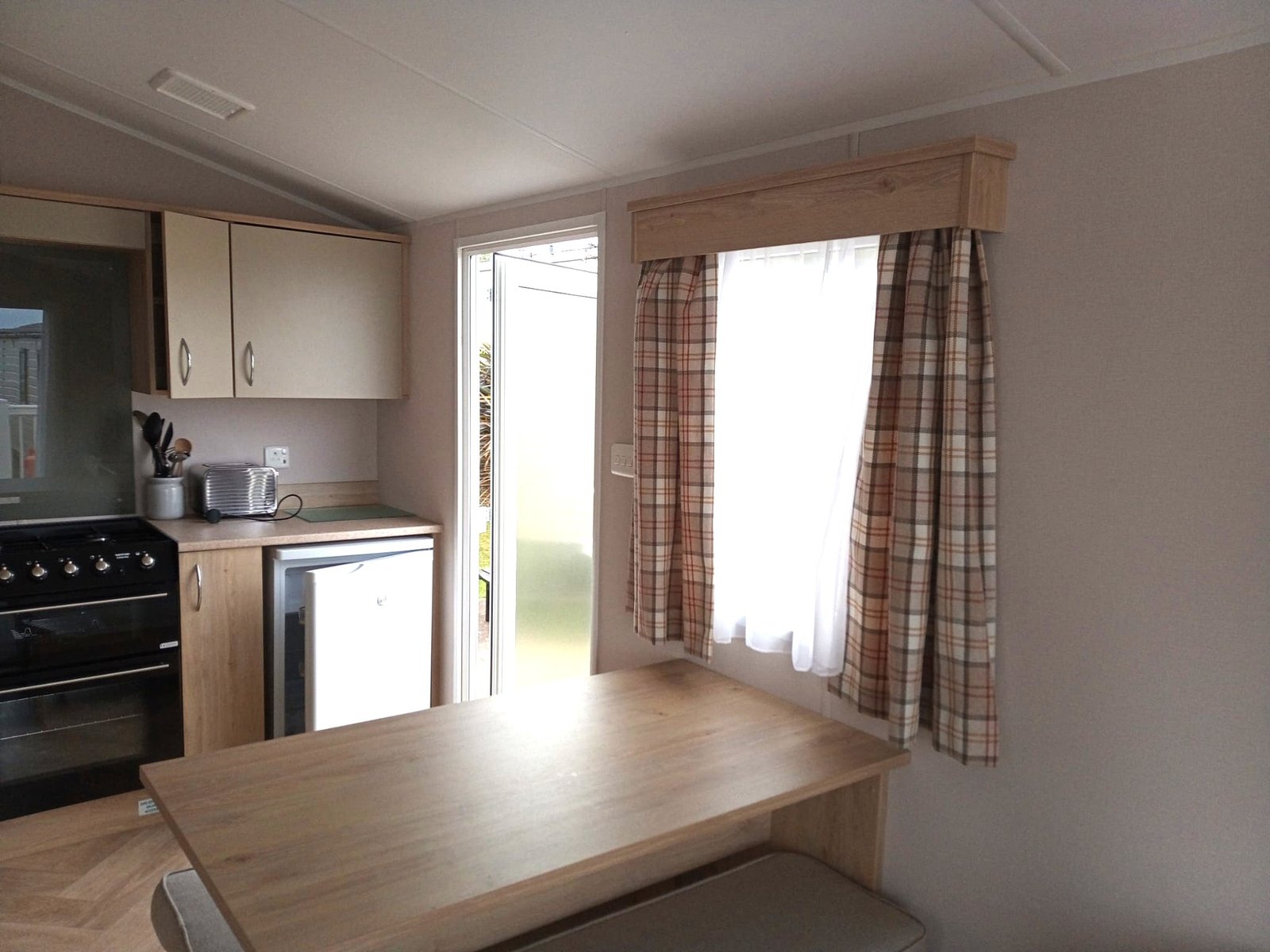 Atlas Mirage 2021 36 x 12 3 Bedroom - Caravan Agency